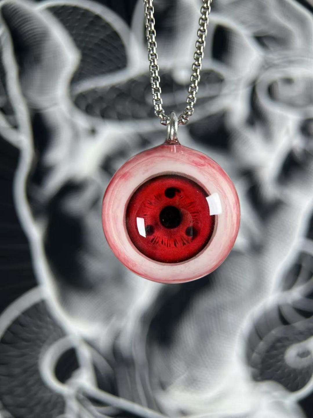 Naruto Eyeball Necklace Jewelry for Anime Fan Sharingan Eye Necklace ...
