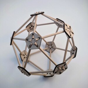 Icosahedron 20-sided Ball Geometric STEM Toy/decor Simple Wooden Form ...