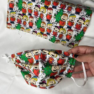 Charlie Brown Peanuts Snoopy Holiday Face Mask, Christmas Accessories ...