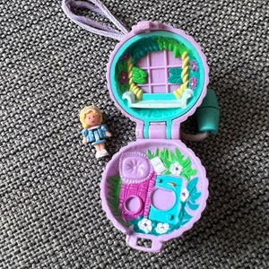 Polly Pocket Easter Fun Locket - Etsy