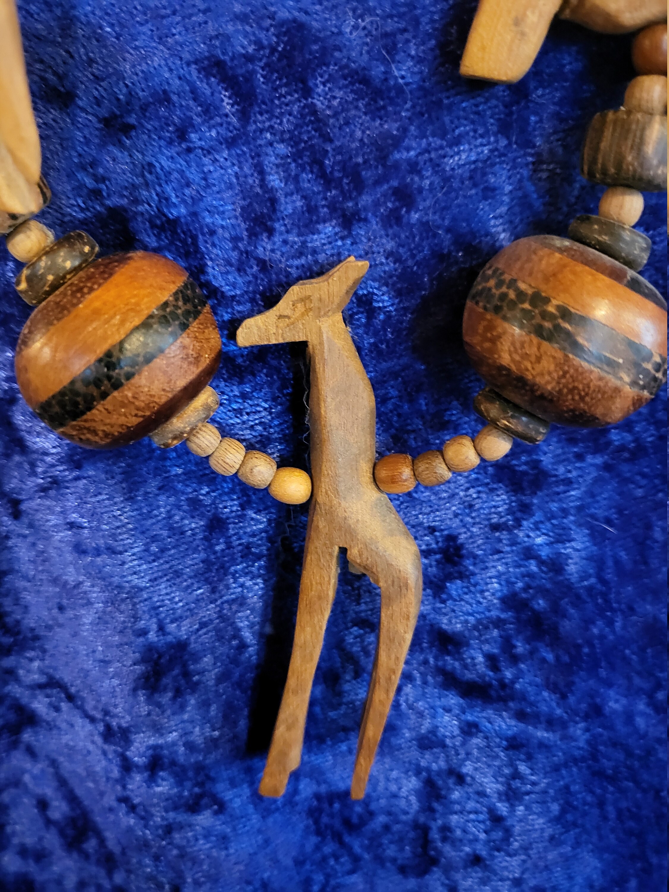 Vintage Bead and Wooden Animal Necklace/wooden Beaded Necklace With ...