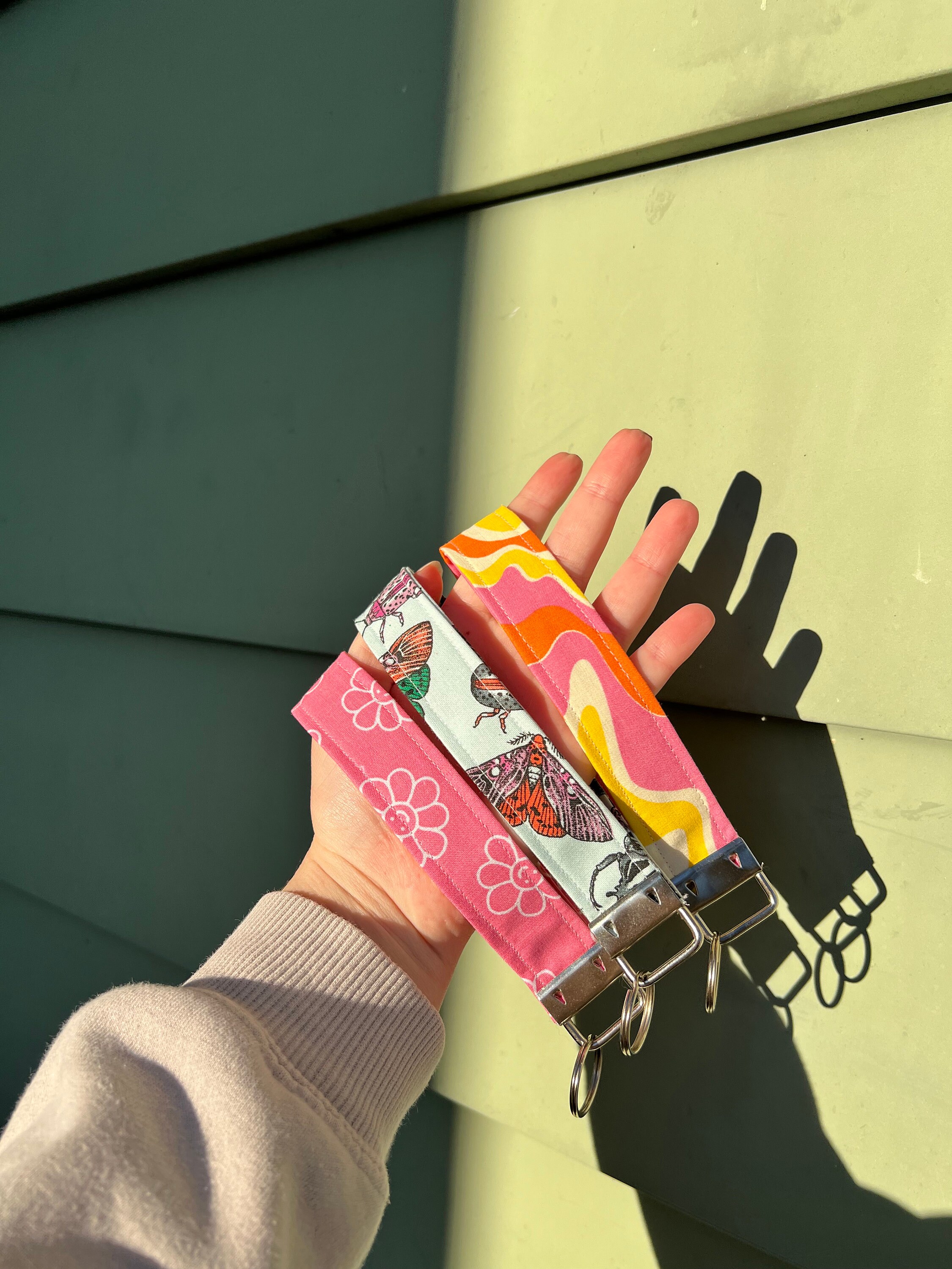 Groovy Keychain | Happy Flowers Keychain | Beautiful Bugs Keychain - Etsy