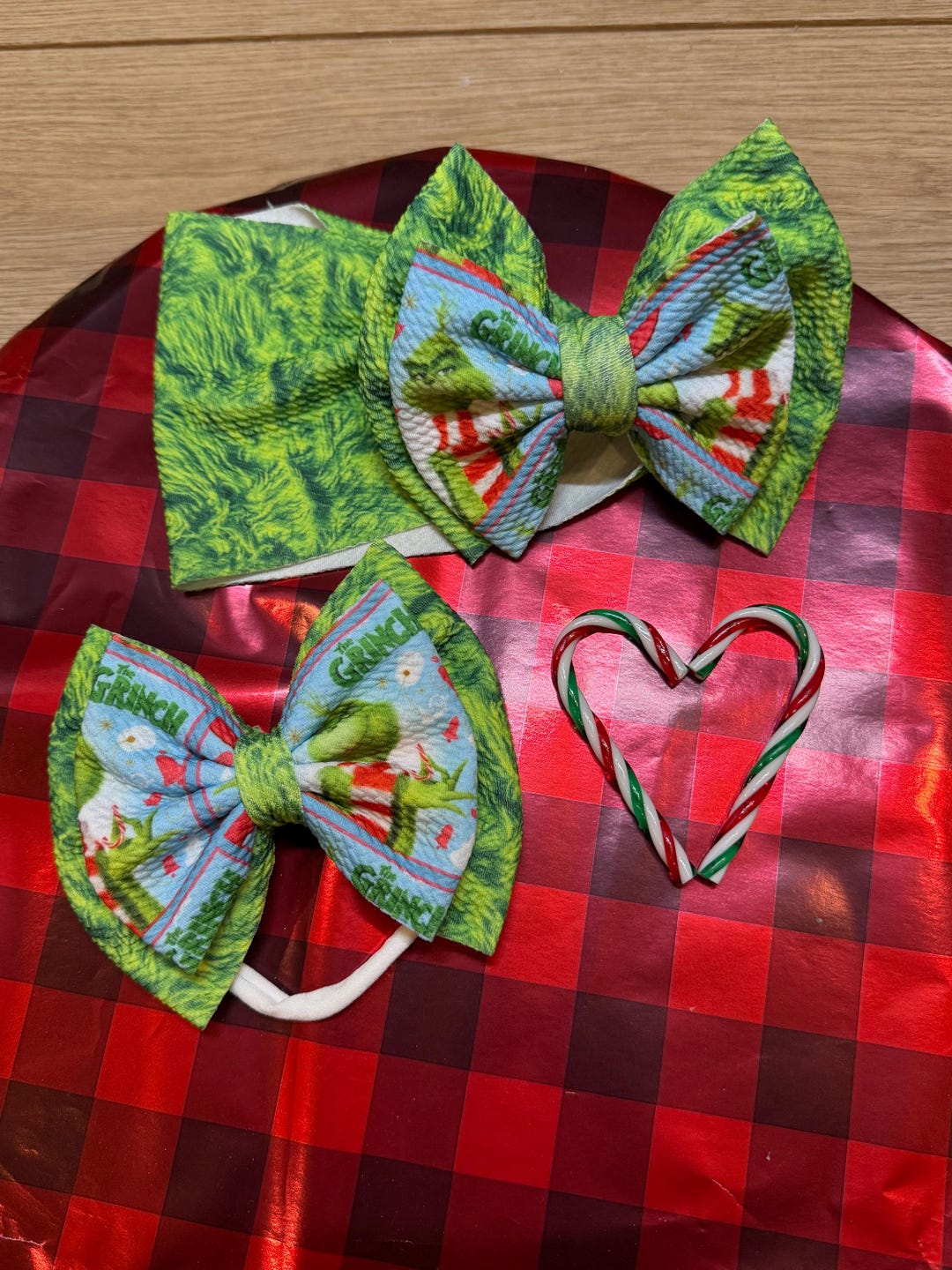 Specialty Grinch Bows - Etsy