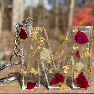 Resin Keychain With Rose Petals and Gold Flakes - Etsy