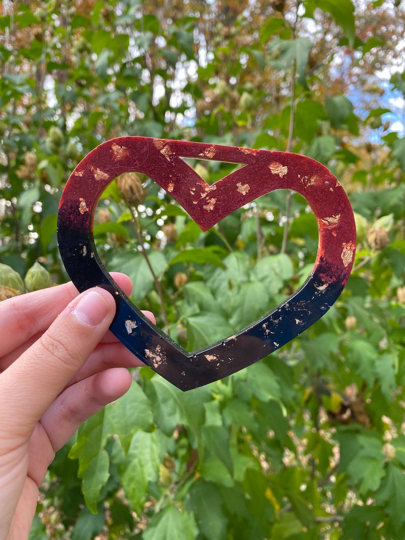 Custom Resin Tsurikawa Heart - Etsy