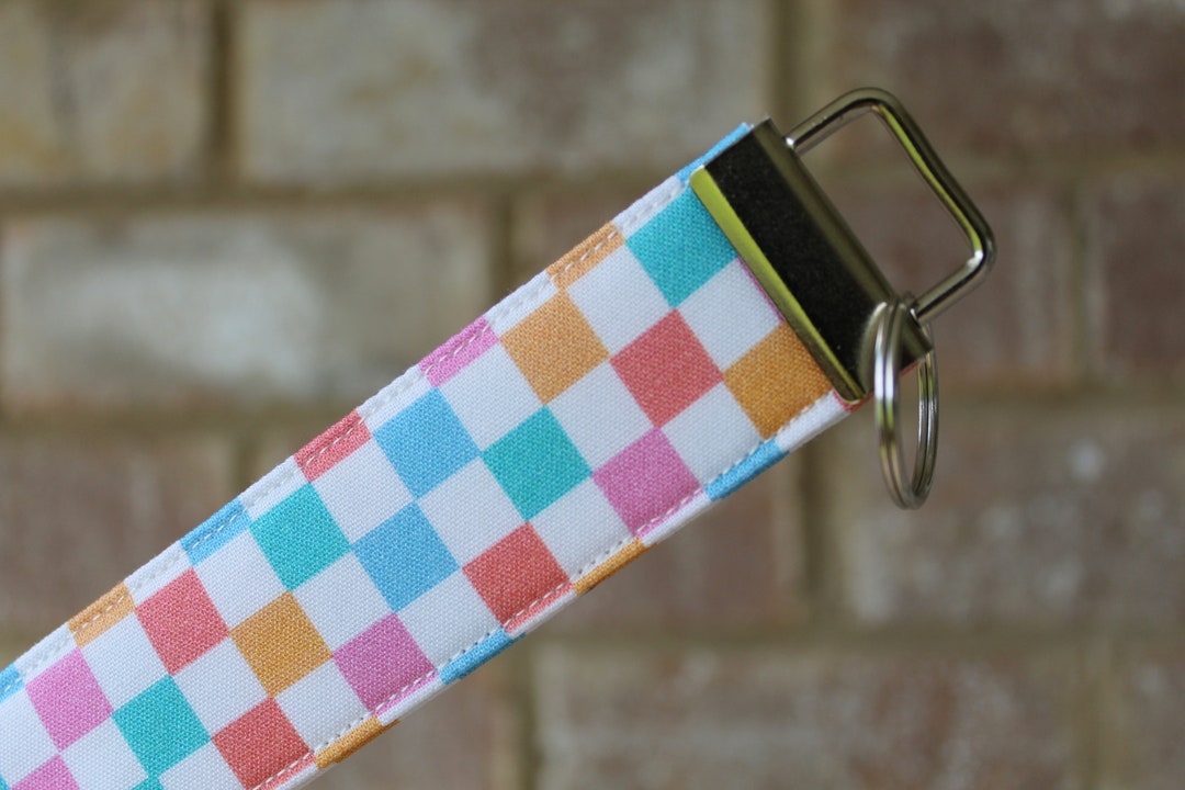 Pastel Checkered Wristlet Keychain, 90s Keychain, Keychain Wristlet ...