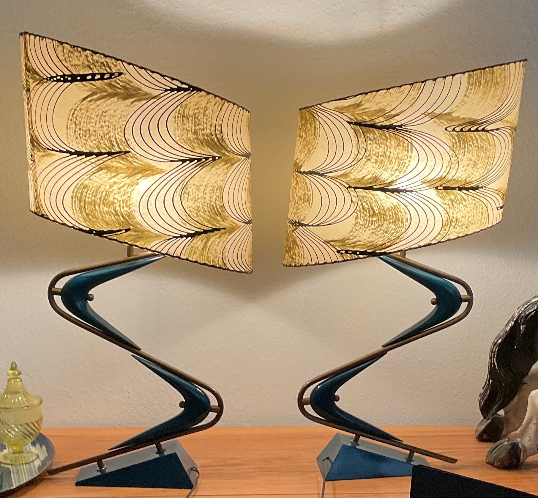 Pair of 1960s Majestic Tables Lamps With Original Shades - Etsy