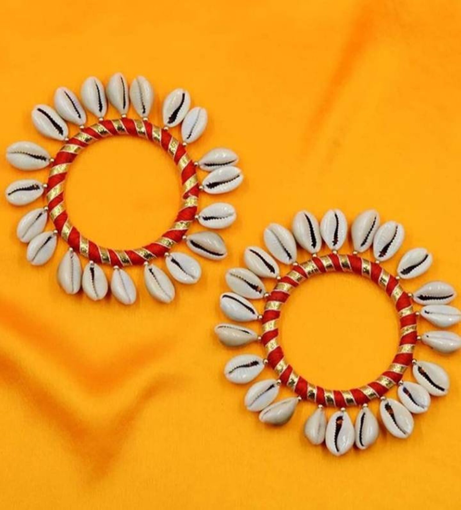 4 Seashell Bangles Seashell Bangles Gorgeous Handcrafted - Etsy