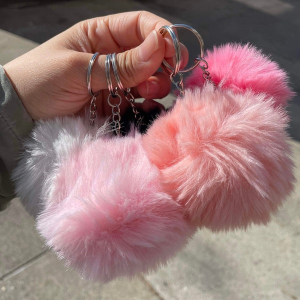 Pompom Keychain - Etsy