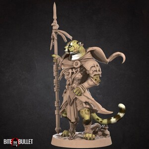 Tabaxi Katari Cheetah Ranger Fighter With Spear Miniature | Catfolk ...