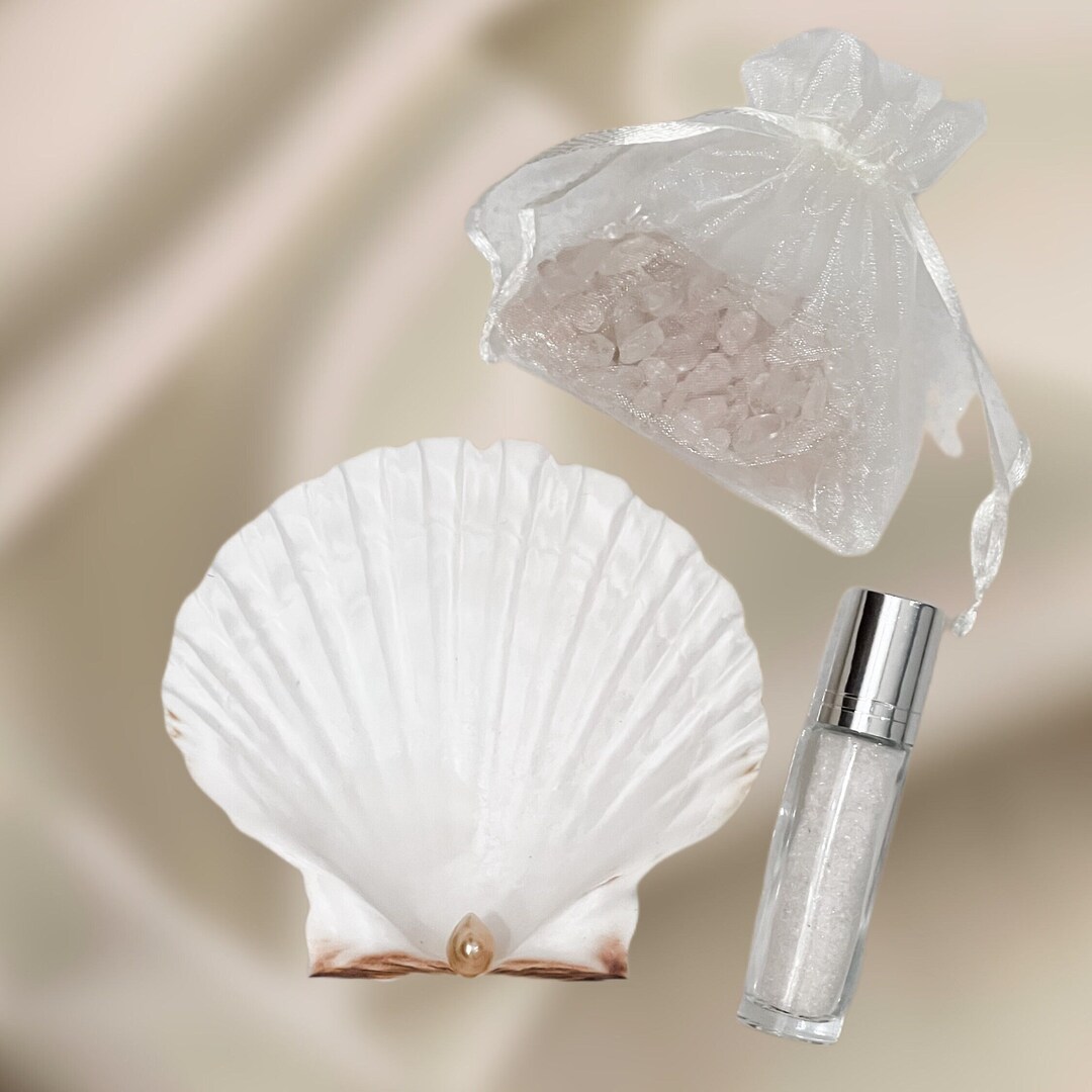 Crystal Bath Infusion Set With Pearl Embellished Scallop Shell and ...