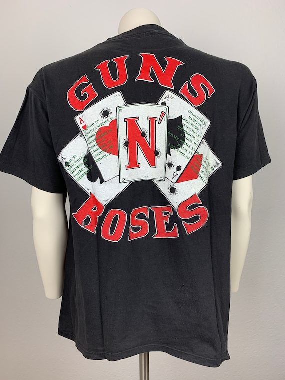 GUNS N ROSES 1991 T-shirt Vintage / Use Your Illusion - Etsy GUNS N ROSES 1991 T-shirt Vintage / Use Your Illusion - Etsy