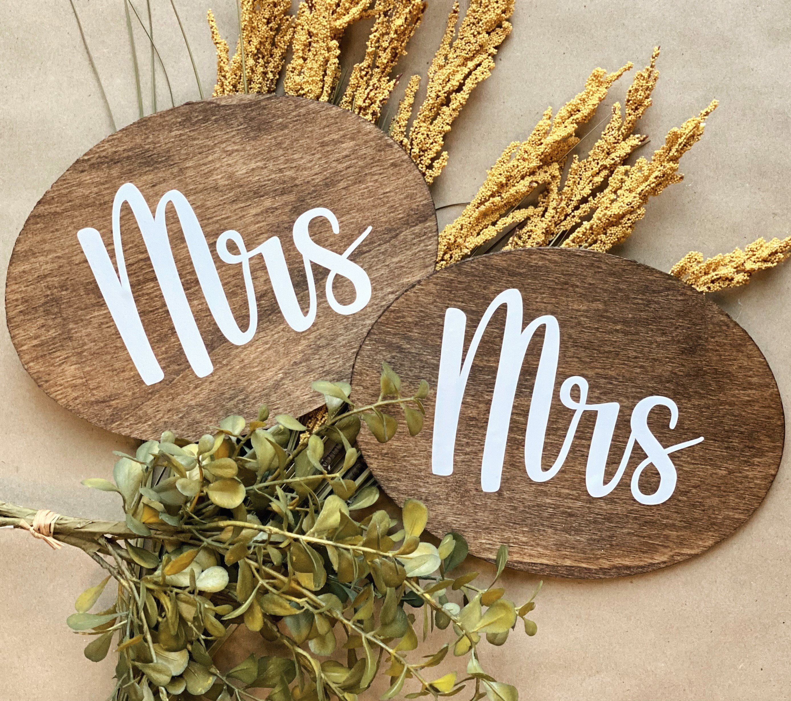 Wooden Oval Mr and Mrs Sign / Mrs and Mrs Sign / Mr and Mr | Etsy