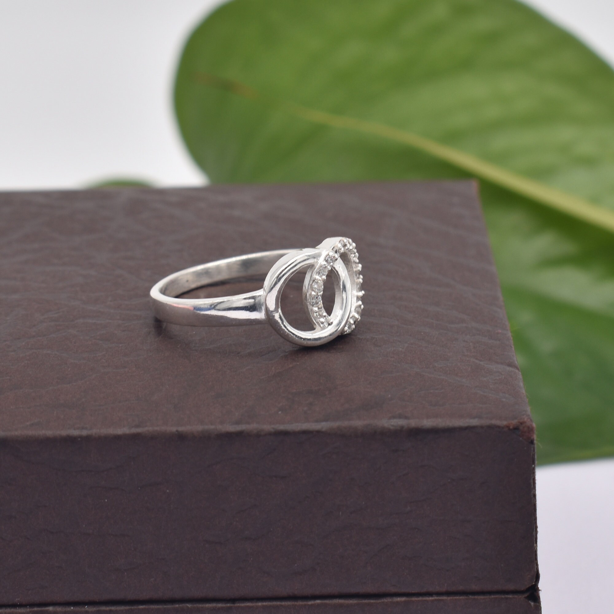 Interlocking Two Circle Ring / Solid Silver Ring With Cubic - Etsy UK