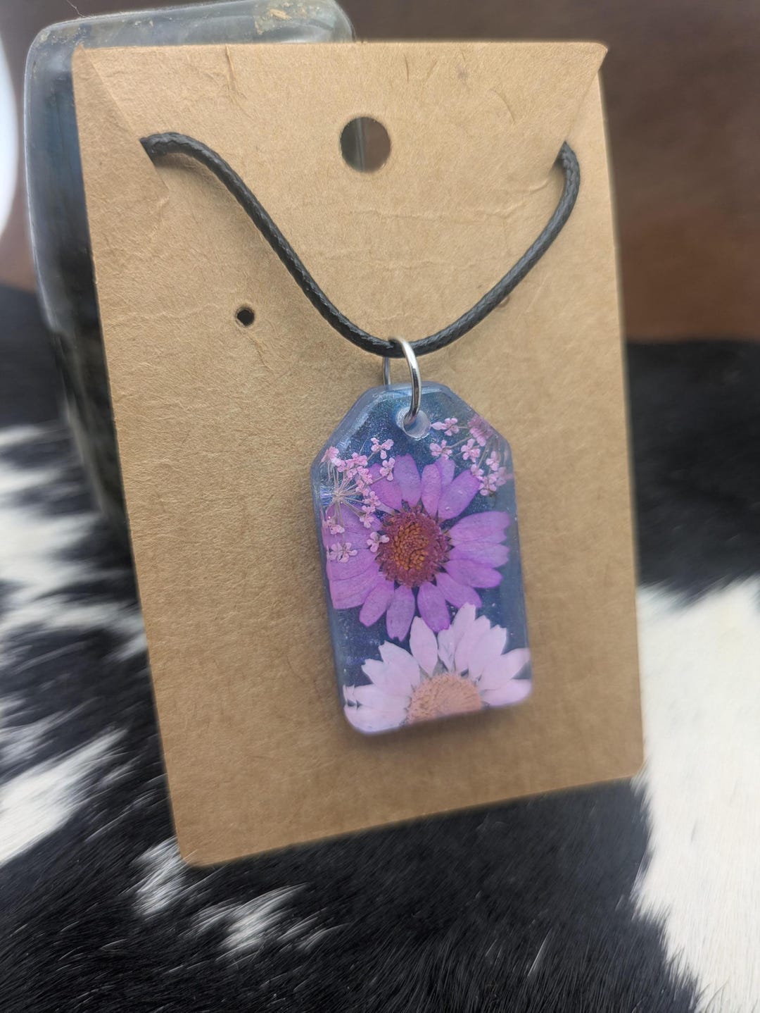 Daisy Glitter Resin Pendant - Etsy