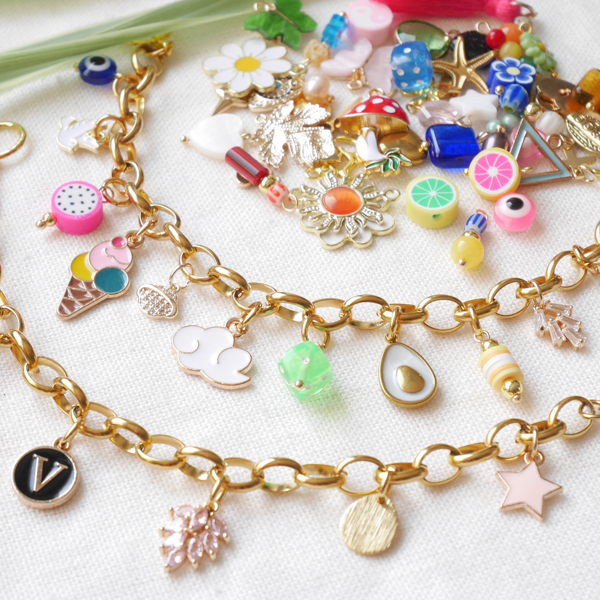 Pretty charm bracelets store