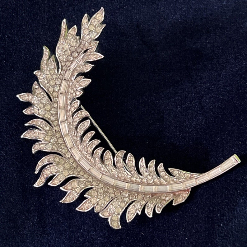 Crown Trifari Diamante Leaf Feather Brooch Pin, Vintage 1940s - Etsy