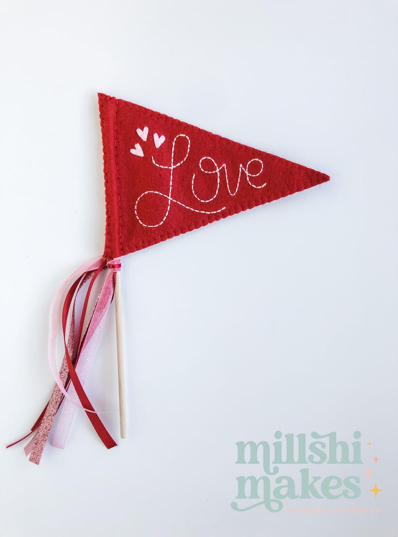 Handmade Felt Valentine’s Day Flag, Valentine’s Day Pennant, Love Flag ...