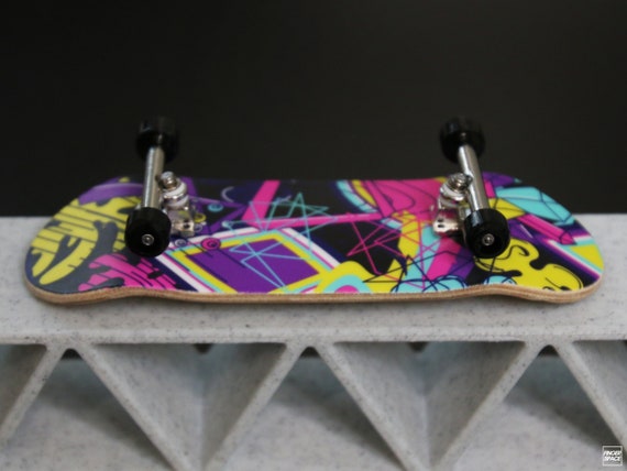 The graffiti Fingerboard Eco Series Complete Setup | Etsy
