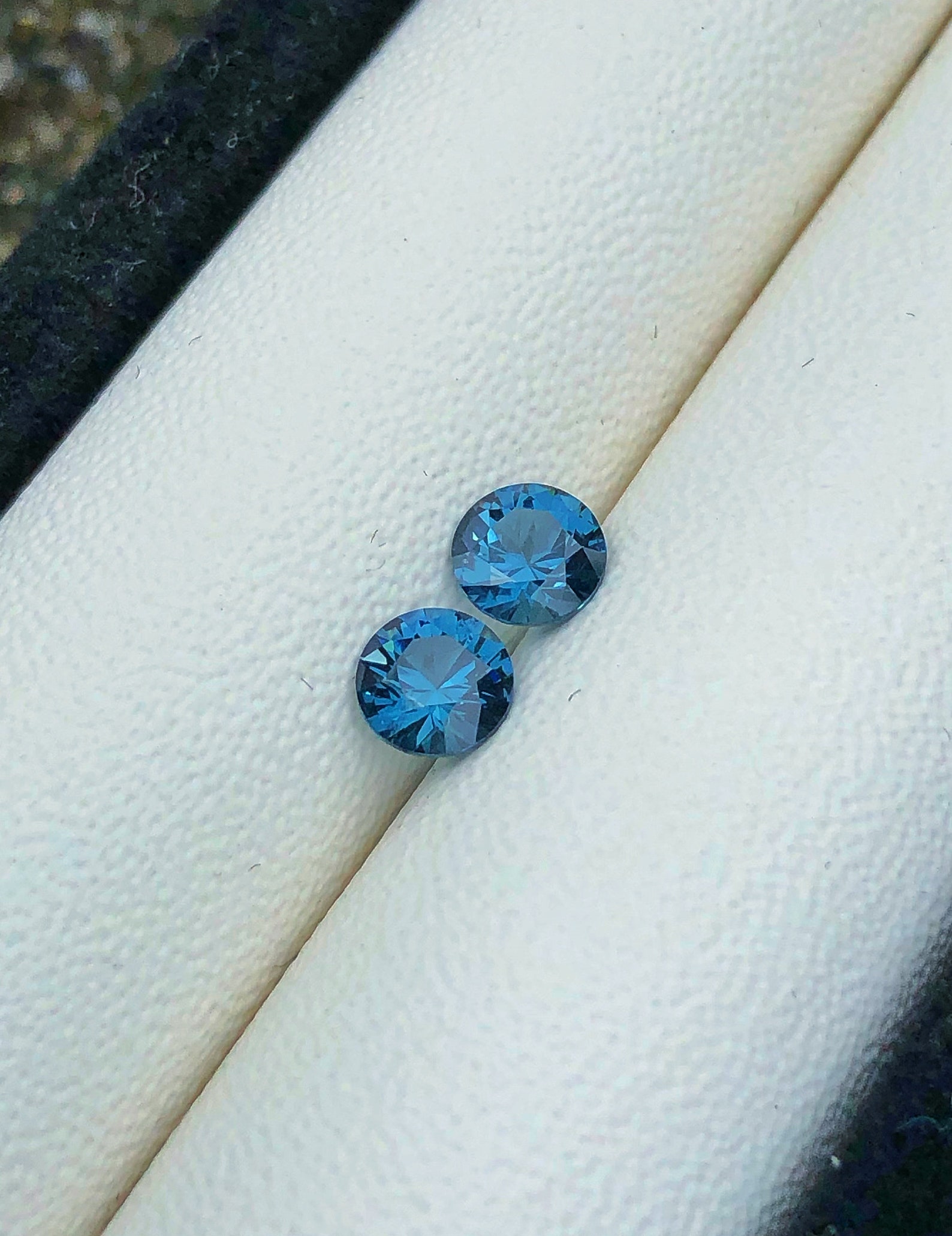 Natural Blue spinel pair 1.05ct Vibrant blue pair rare | Etsy