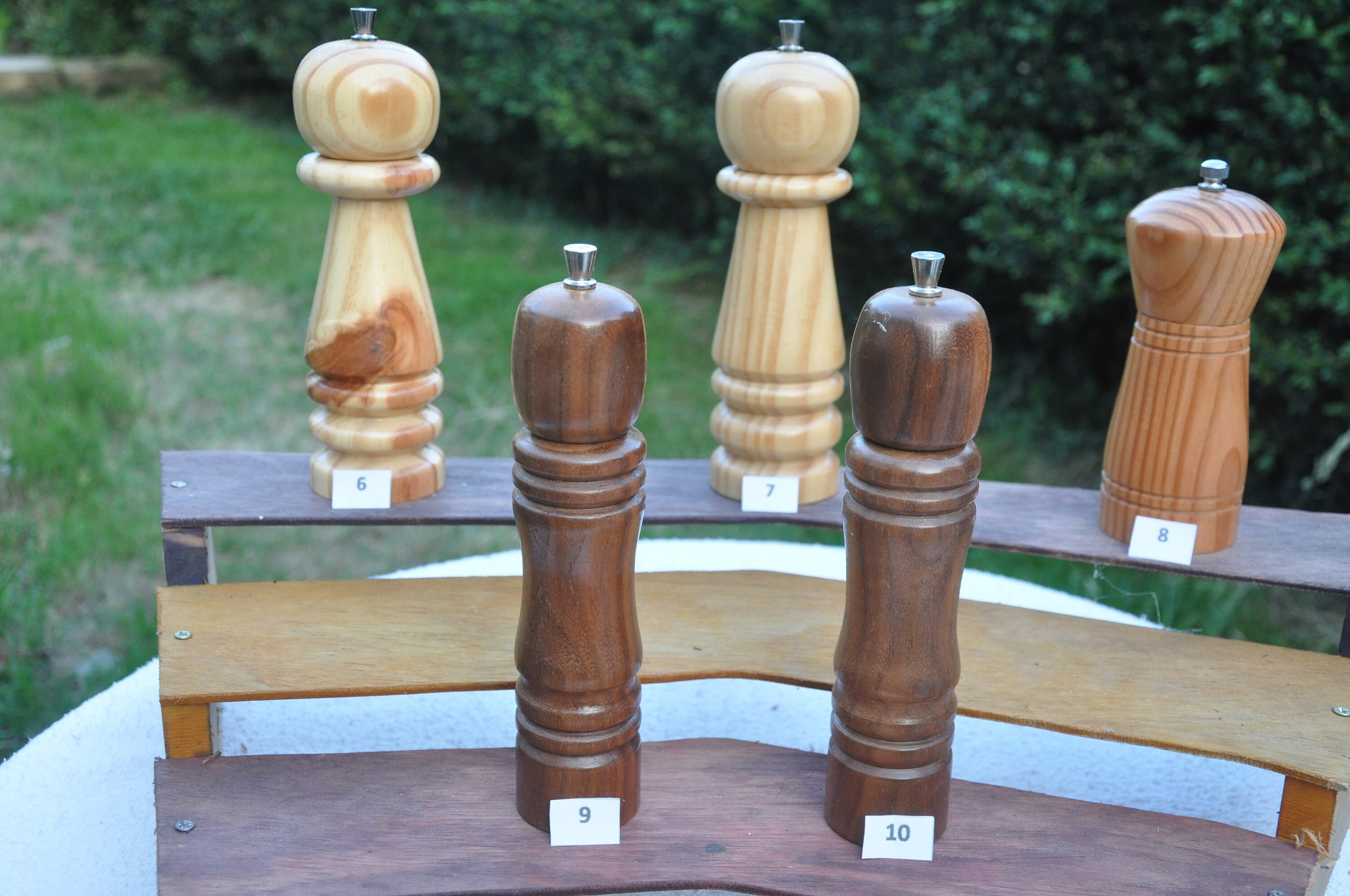 Handmade Wooden Pepper Grinders Turned wood salt and pepper - Etsy.de