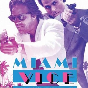 Miami Vice - the Complete Series [DVD, 20 Disc Set] Region 1 for Us ...