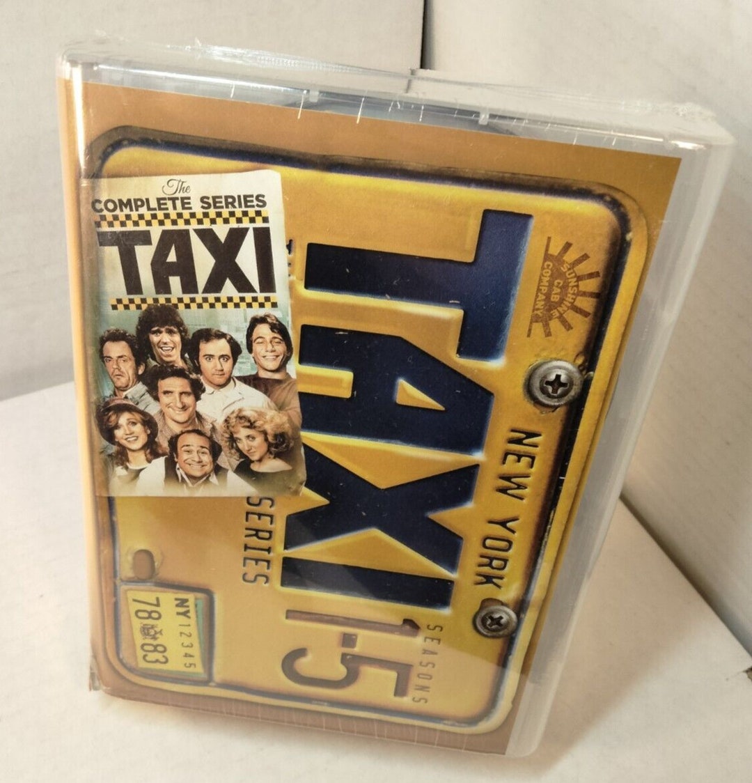 Taxi: the Complete Series [DVD, 17 Disc Set] Region 1 for Us/canada ...
