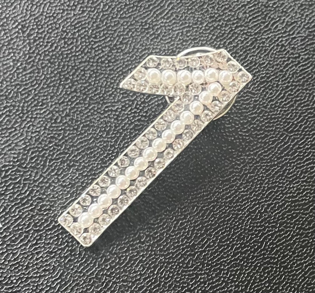Number 1 Pearl Pin - Etsy