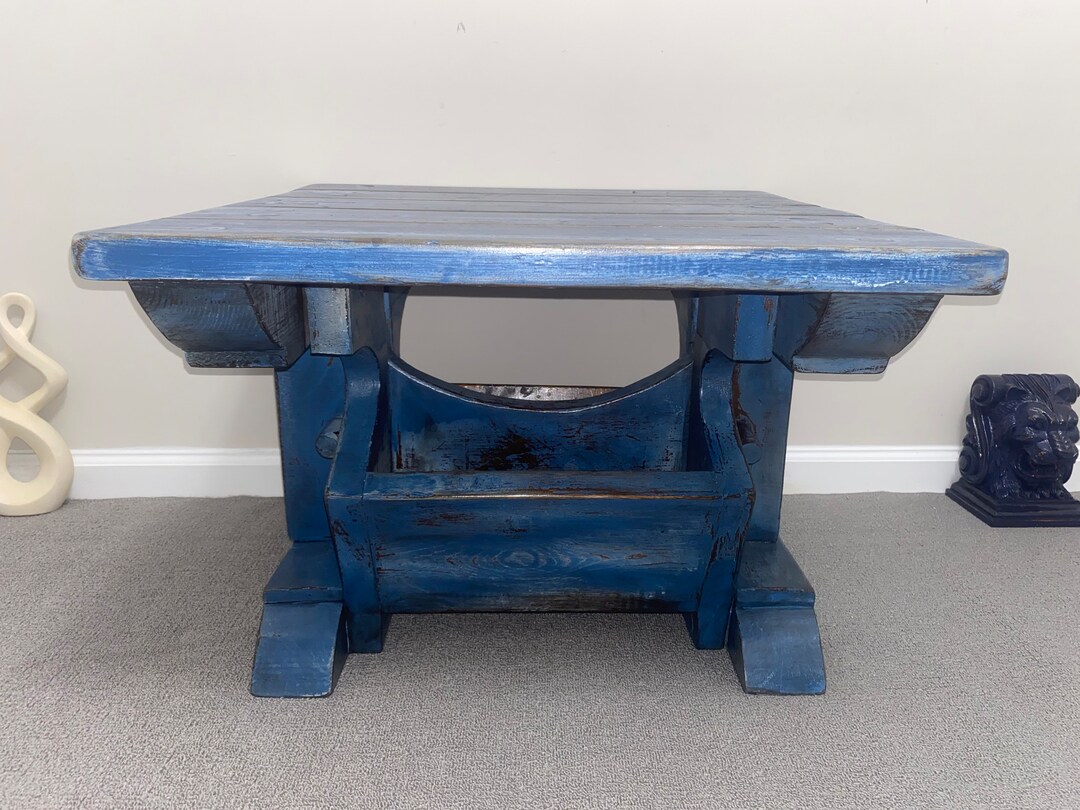 Distressed End Table / Farmhouse Solid Wood Table / Rustic - Etsy