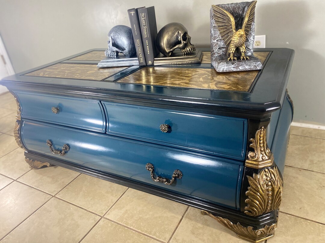 VINTAGE COFFEE TABLE carved Gold Leaf Distressed Finishes - Etsy