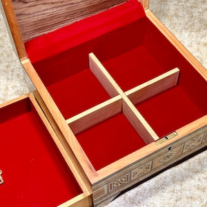 Jewelry Box From Lebanon Handmade Square Jewelry Box With Lock From Lebanon Oriental Design ...