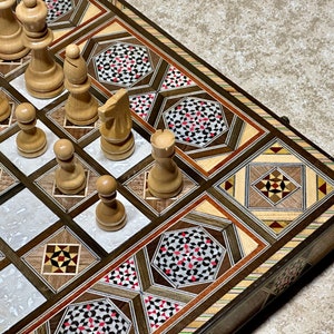 Backgammon Board and Chess Set From Lebanon - Traditional Arabian ...