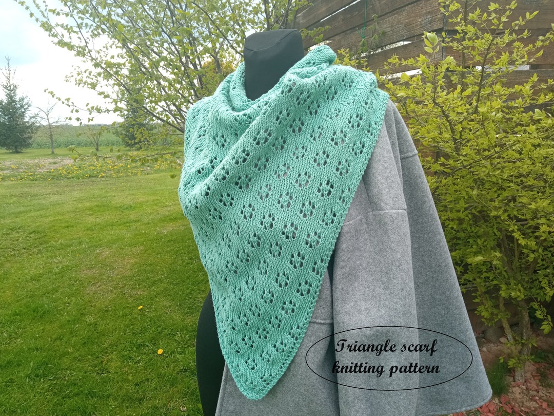 Cat’s Paw Eyelets Triangle Shawl Knitting Pattern - Etsy