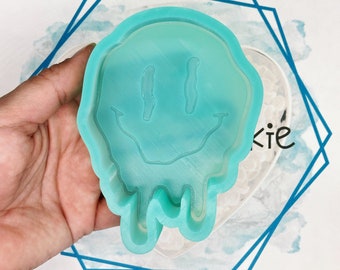 Checkered Melting Heart Smiley Silicone Freshie Mold - Etsy