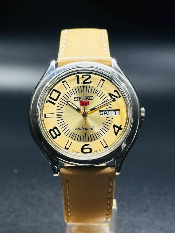 Rare Vintage Seiko 5 Automatic , Cream Dial, Silver … - Gem