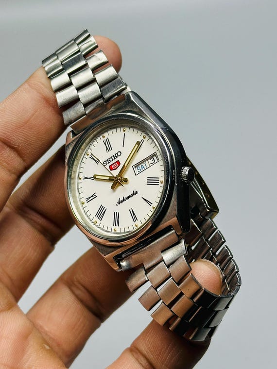 Vintage Seiko 5 Automatic Watch: Silver Case, Roman D… - Gem