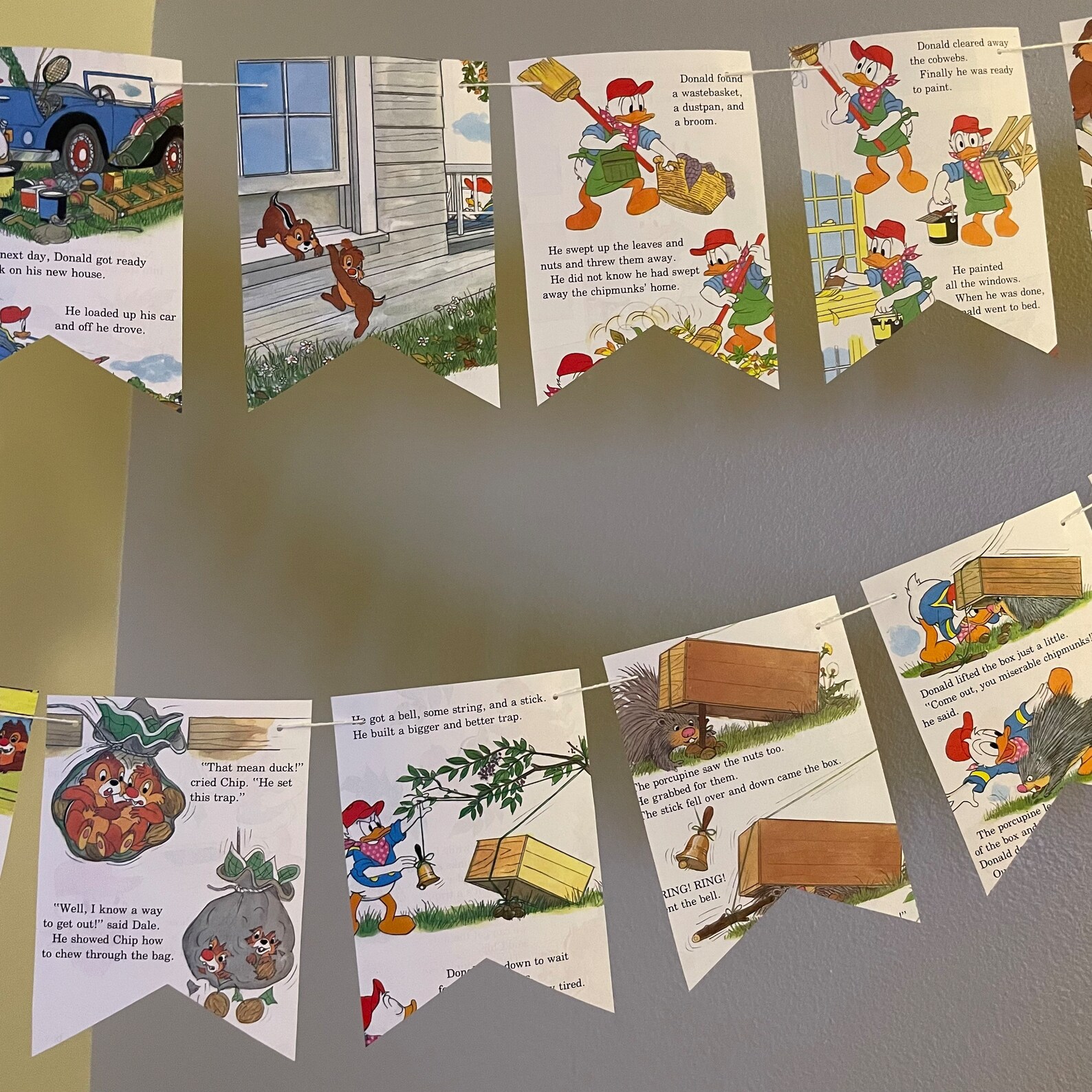 Vintage Donald Duck Book Paper Garland / Donald Duck Buys a House Book ...