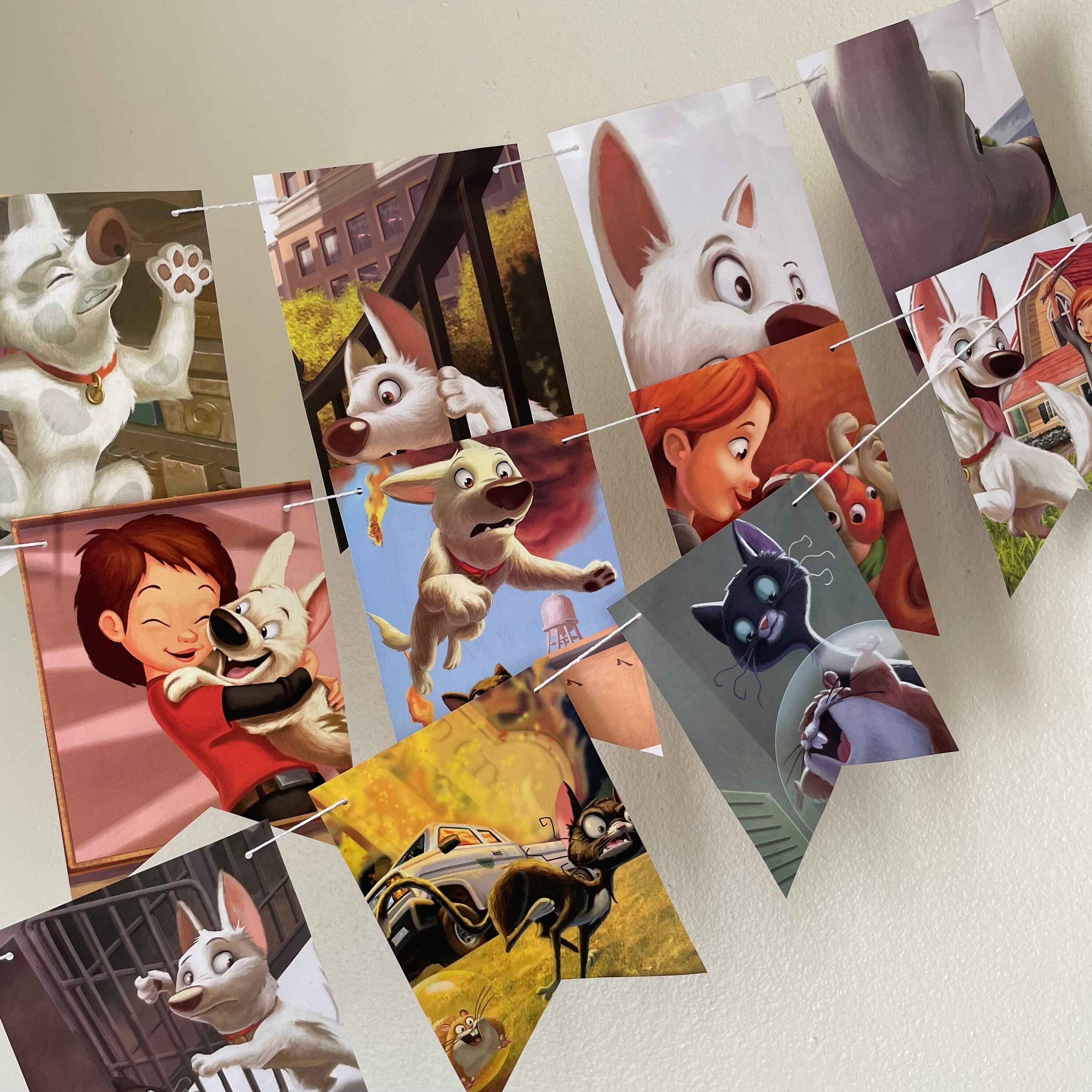 Disney Bolt Book Paper Garland / Bolt Book Paper Garland / - Etsy