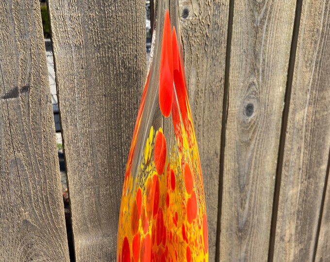 Glass Yard Art Straight Wide Spire Outdoor Glass Art - Etsy