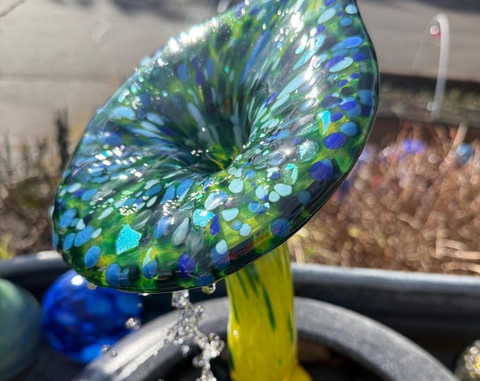 Water Fountain Spitter, Blown Glass Flower, Garden Glass, Father and ...