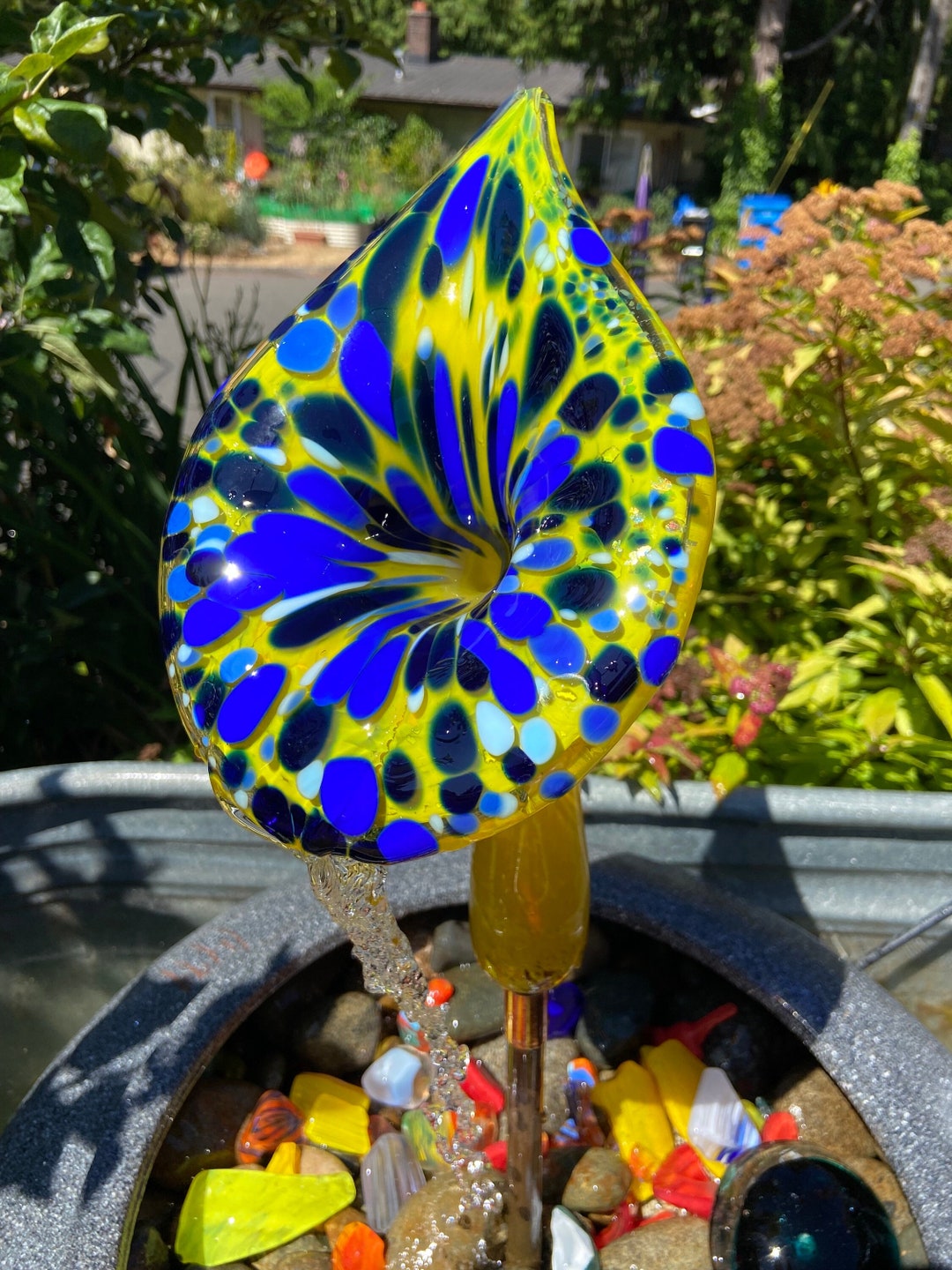 Outdoor Water Fountain Spitter Glass Yard Art Glass Flower - Etsy