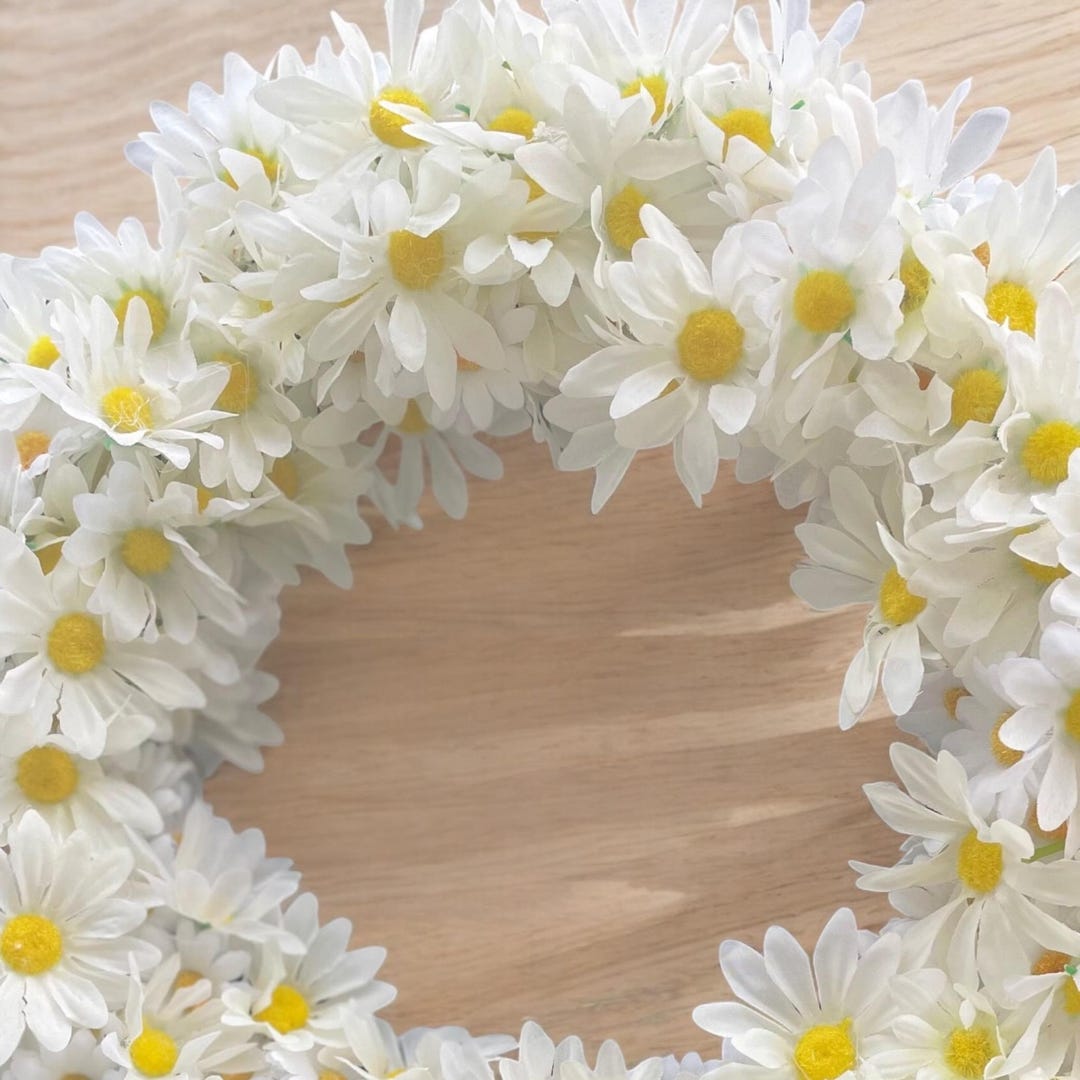 Daisy Daisy Wreath - Etsy