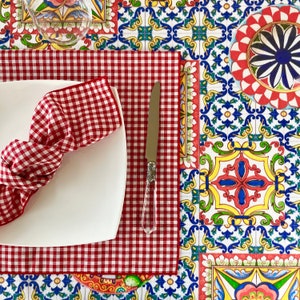 Italian Table Decorations/sicilian Tablecloth Majolica With Red Napkins ...