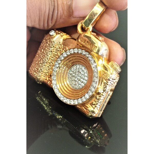 Camera Pendant - Etsy