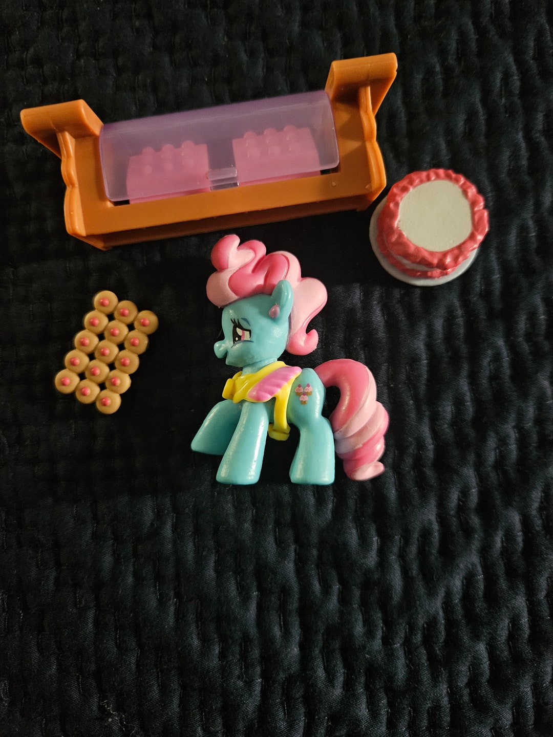 My Little Pony Mrs Dazzle Cake Mini Figure With Accessories - Etsy