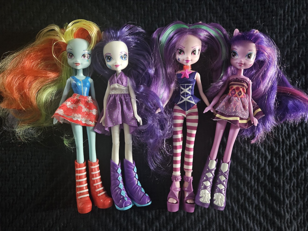 My Little Pony Equestria Girls Choose Your Own! Rainbow Dash, Rarity ...