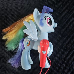 My Little Pony Singing Rainbow Dash! - Etsy
