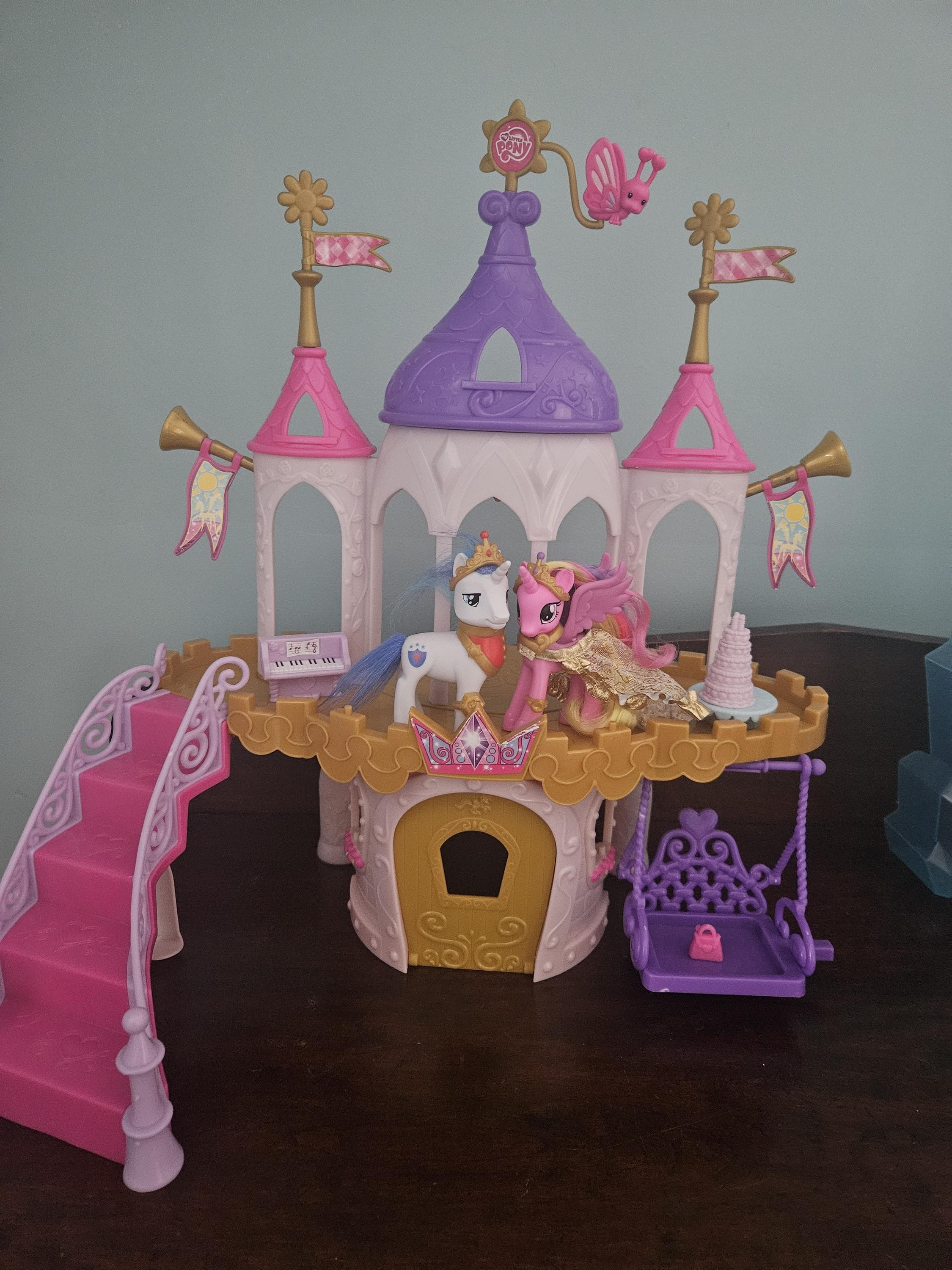 Mlp wedding castle | Beachweddingtips.com