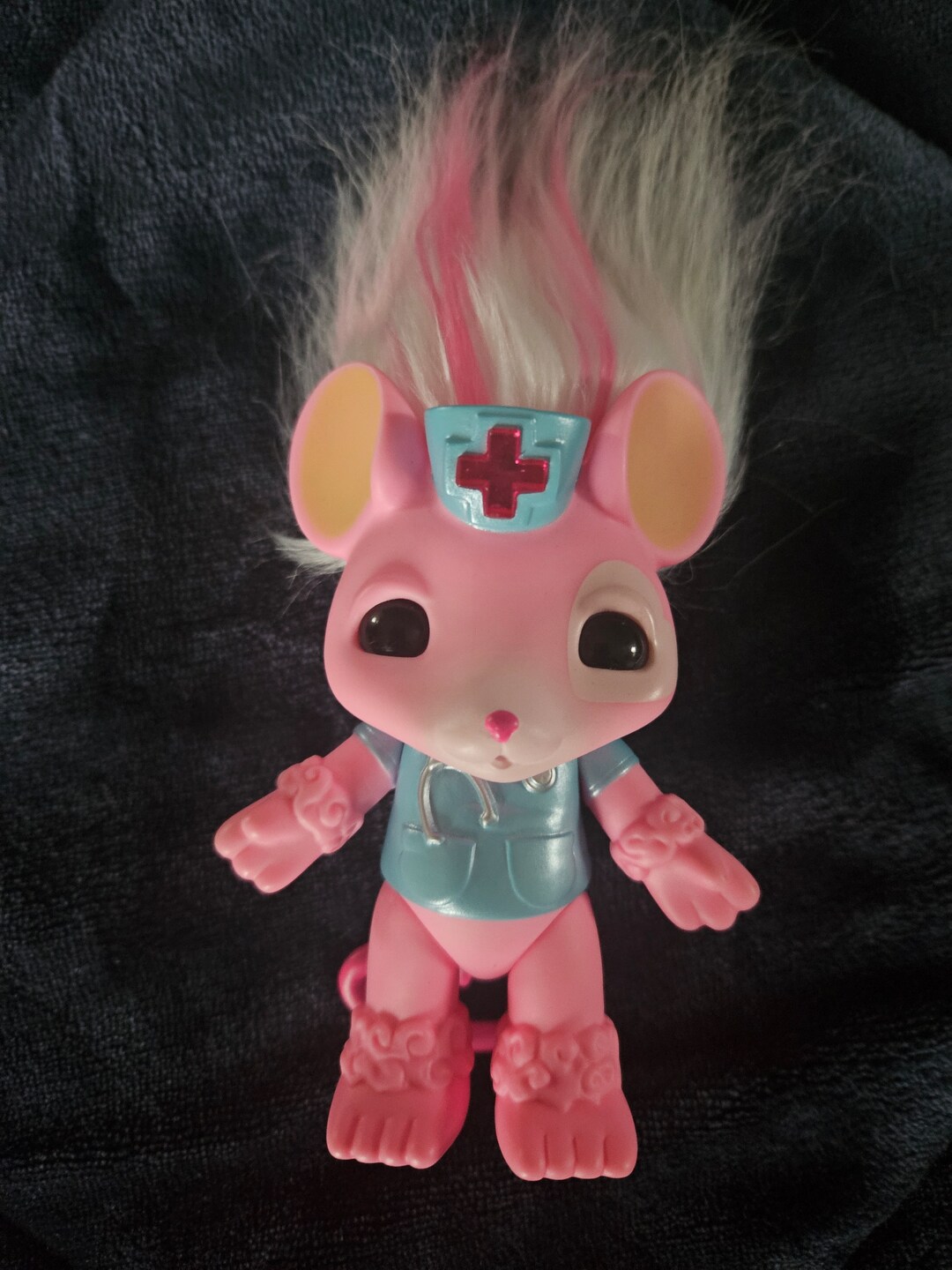 Zelfs Pink Mouse RARE - Etsy