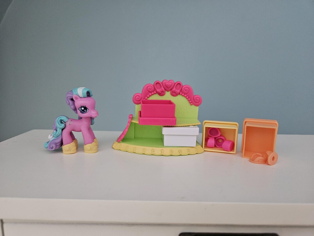 My Little Pony Ponyville Shoe Time With Toola Roola Playset! - Etsy